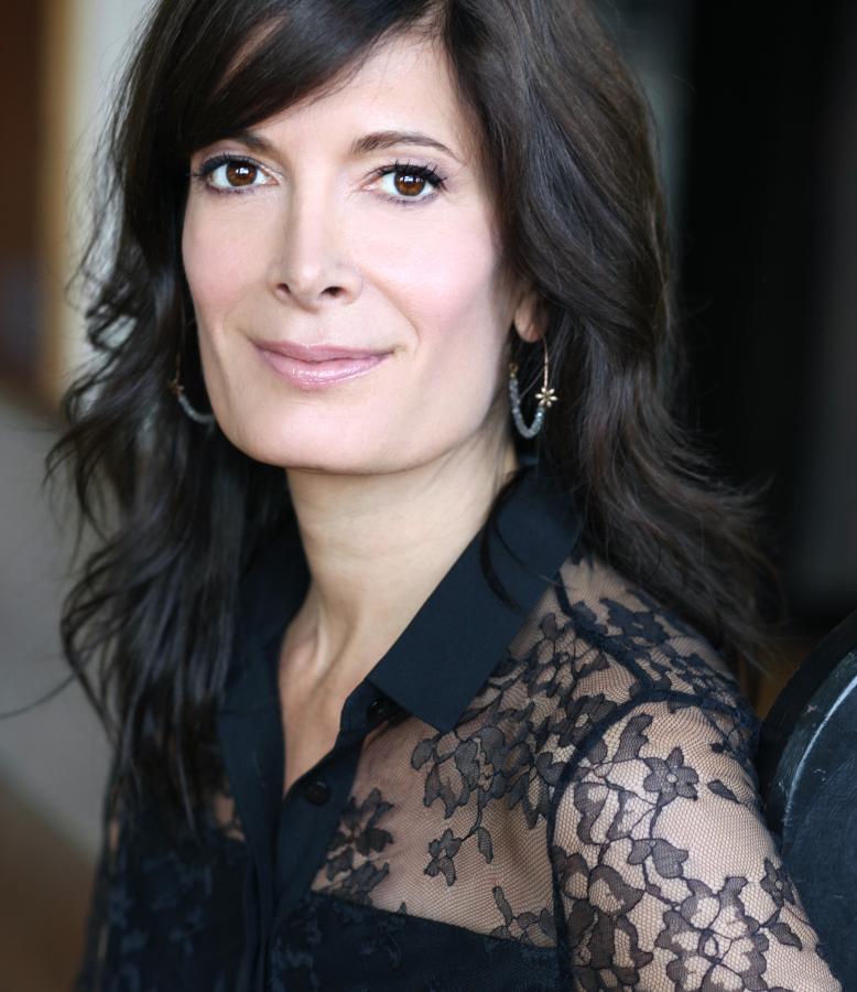 Anne-Marie Cadieux | Comédienne | Agence GoodWin Anne-Marie Cadieux | Comédienne | Agence GoodWin